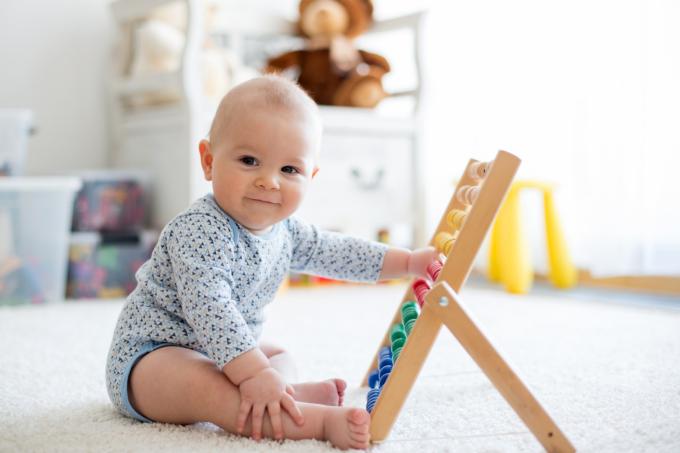 Alles over spelen met je baby en geschikt speelgoed | WIJ.nl