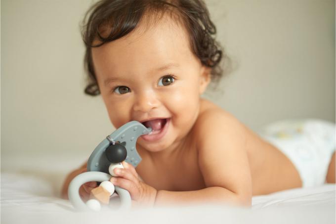 Speeltips voor baby's 4 - 6 maanden | WIJ.nl
