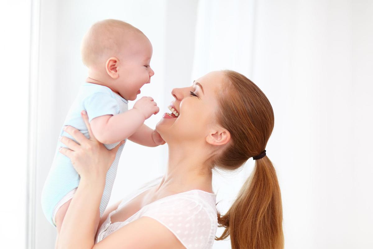 Vanaf wanneer moet je je baby opvoeden? | WIJ.nl