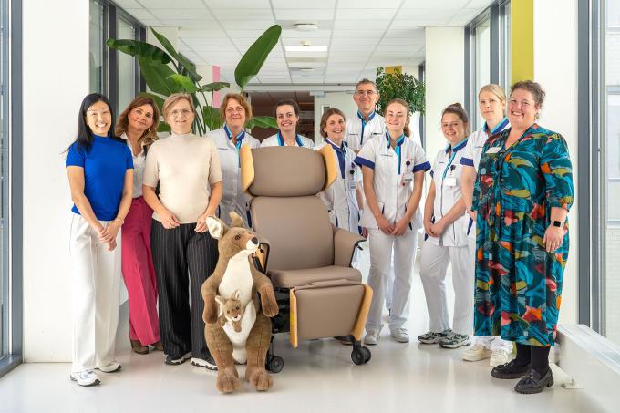 Samen met jullie hulp: nieuwe buidelstoelen voor het Máxima MC | WIJ.nl