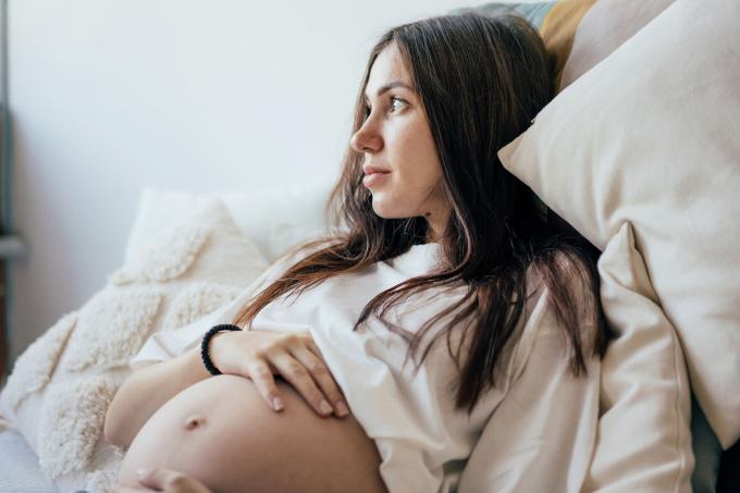 Poepen tijdens de bevalling: hoe normaal is dat?